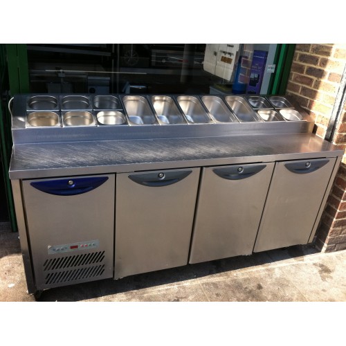 PIZZA TOPPING FRIDGES